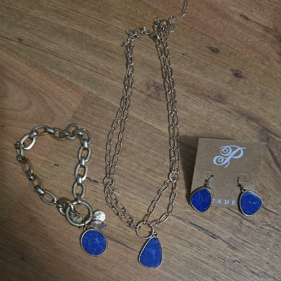 Plunder | Jewelry | Plunder Blue And Gold Necklace Set | Poshmark
